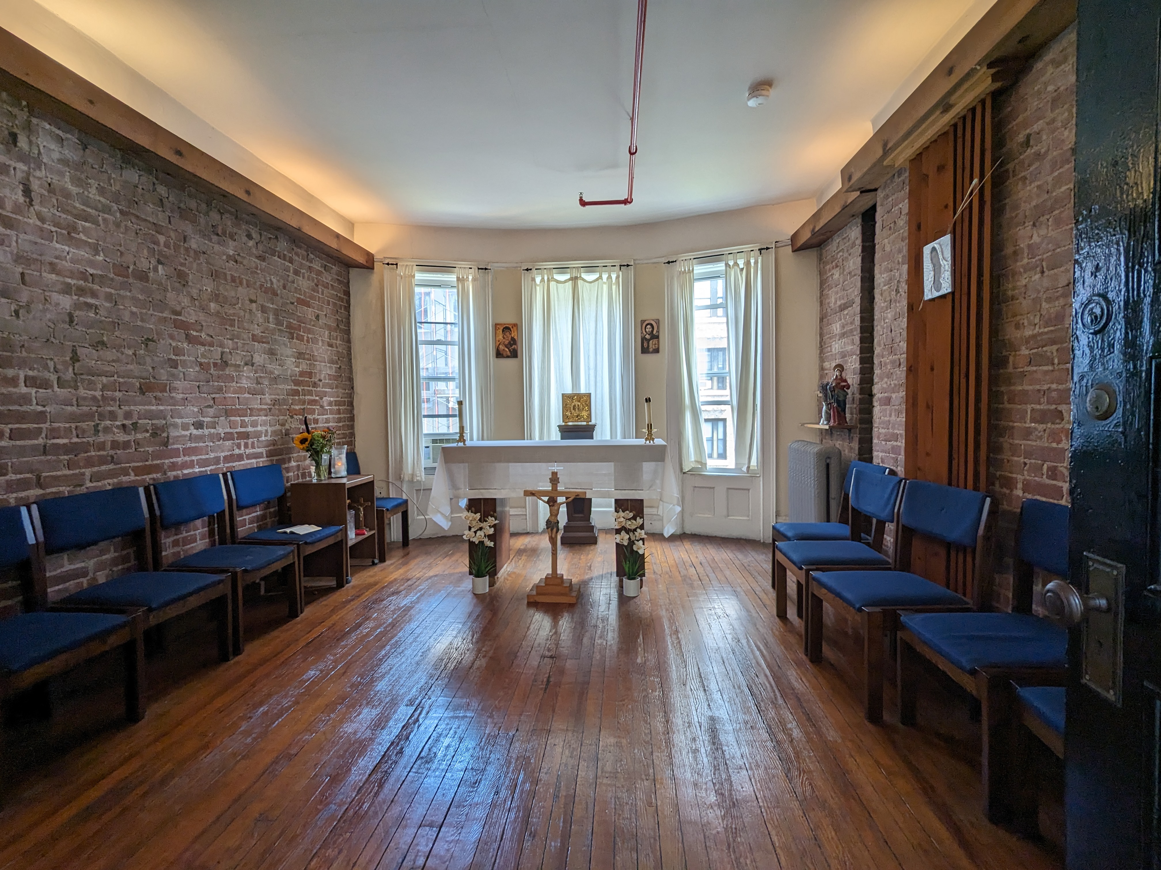 Gallery – Ford Hall